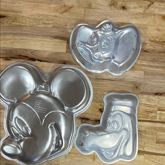 Disney | Kitchen | Disney Character Wilton Cake Pans Set | Poshmark